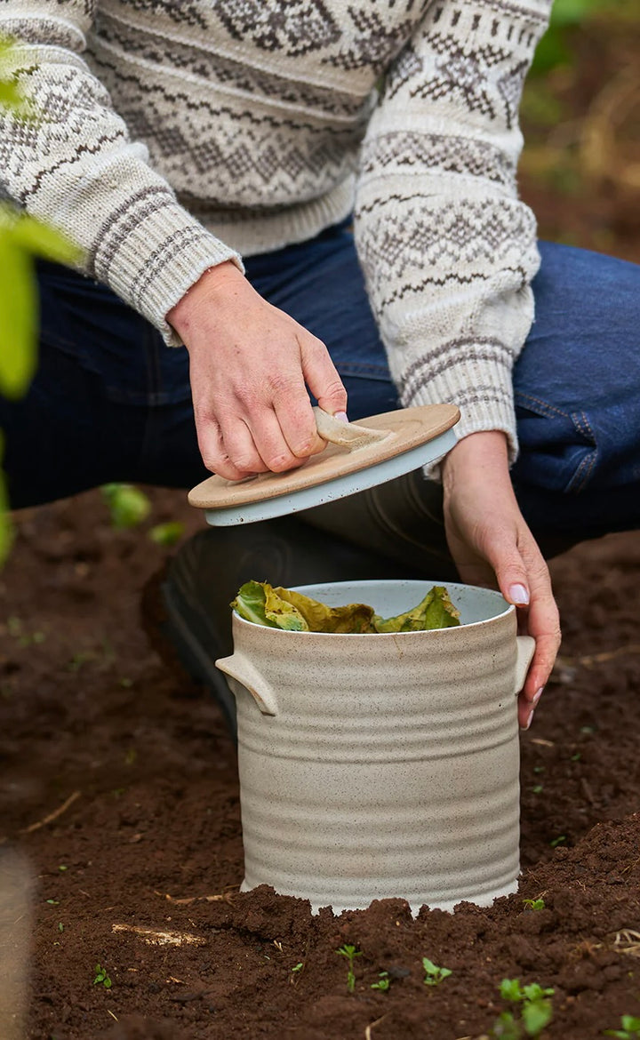 Compost Bin Garden to Table – Smith & Western